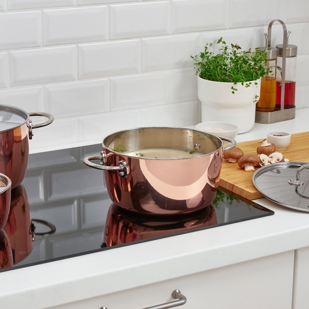 Logix Store. FINMAT Pot with Lid